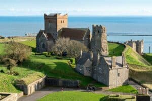 Plan your visit to Dover Castle: Opening hours, ticket prices and parking